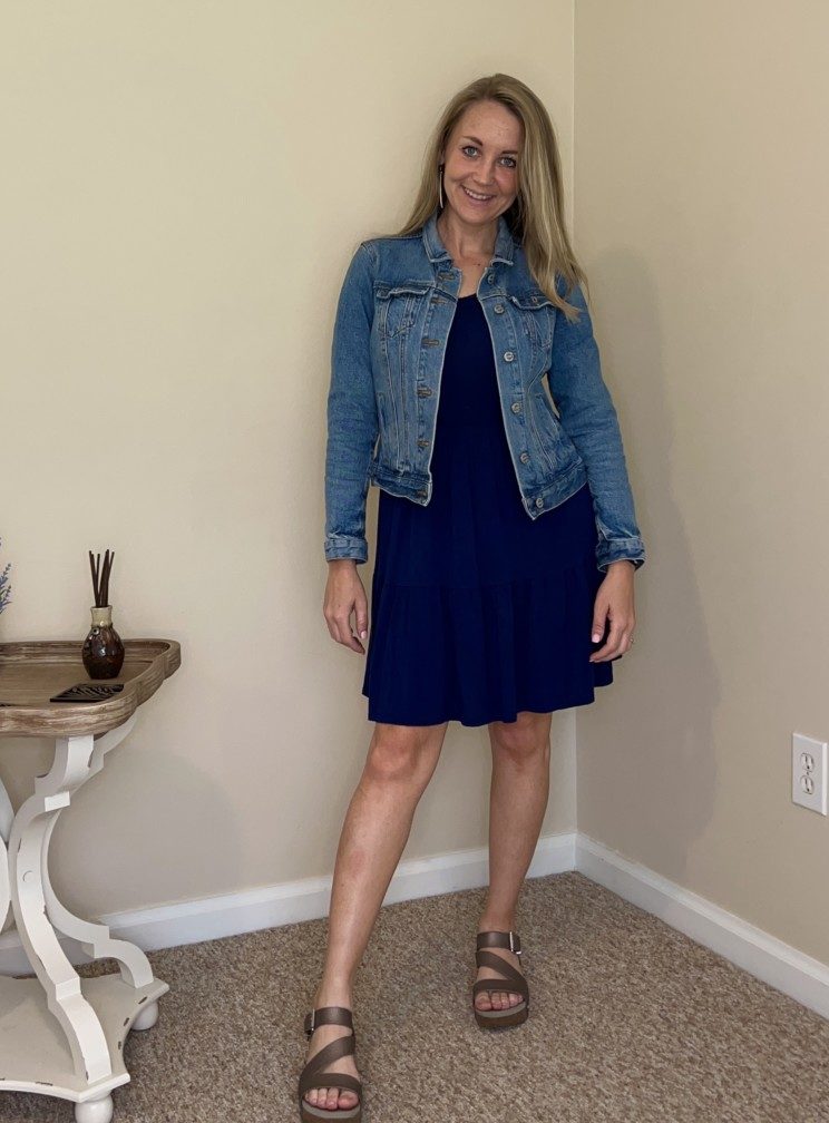 7 Elementary Teacher Outfit Ideas - Teach Without a Doubt