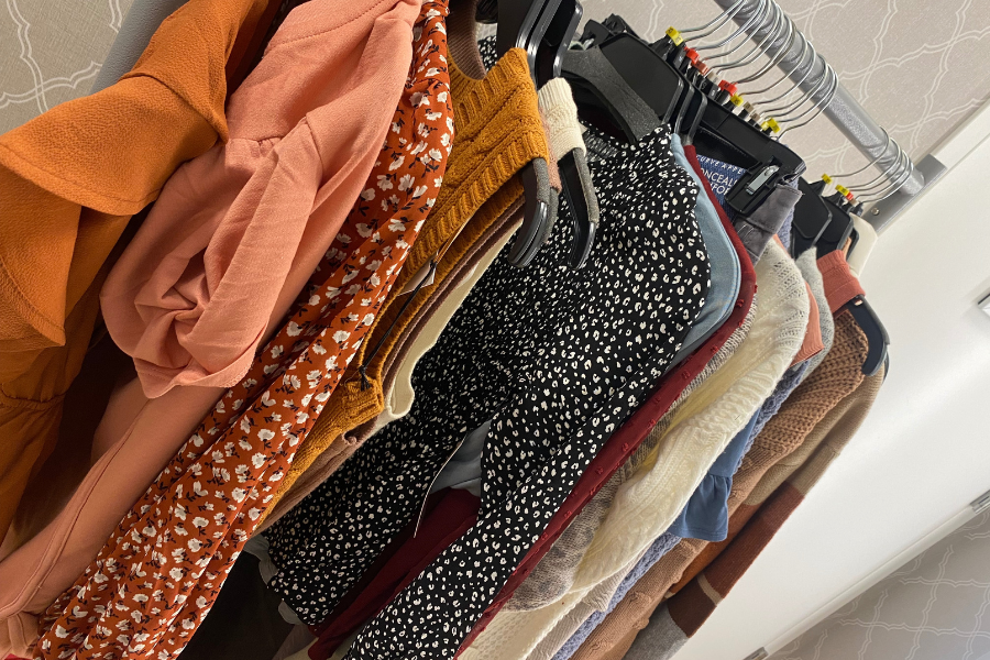 7 Cute Fall Teacher Outfit Ideas - Teach Without a Doubt